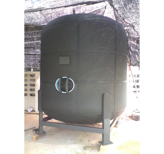 Large Hot water Storage Tank | J-7 ENGINEERING CO., LTD.